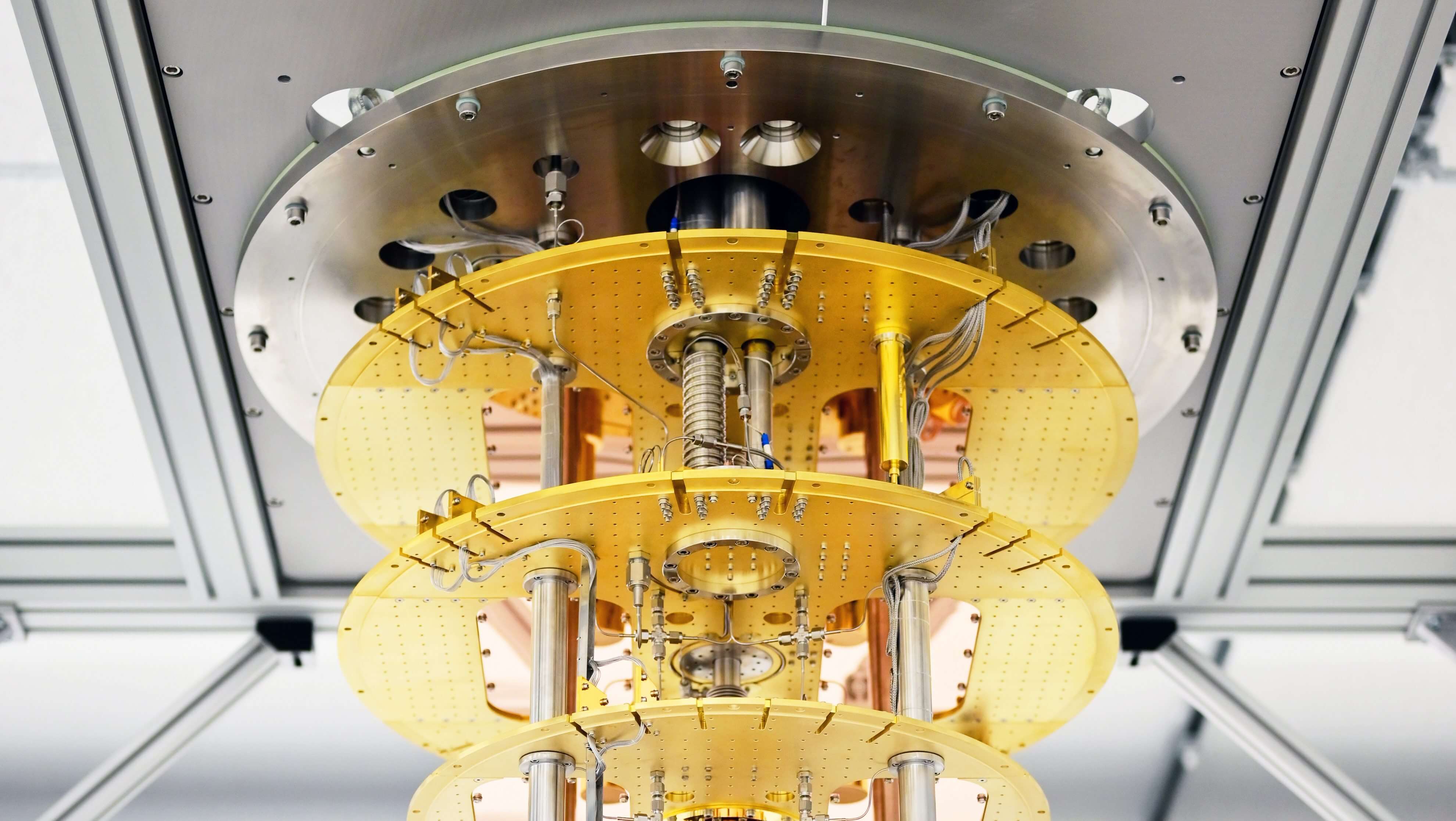 Equinix e Oxford Quantum Circuits Quantum computing - AI4Business